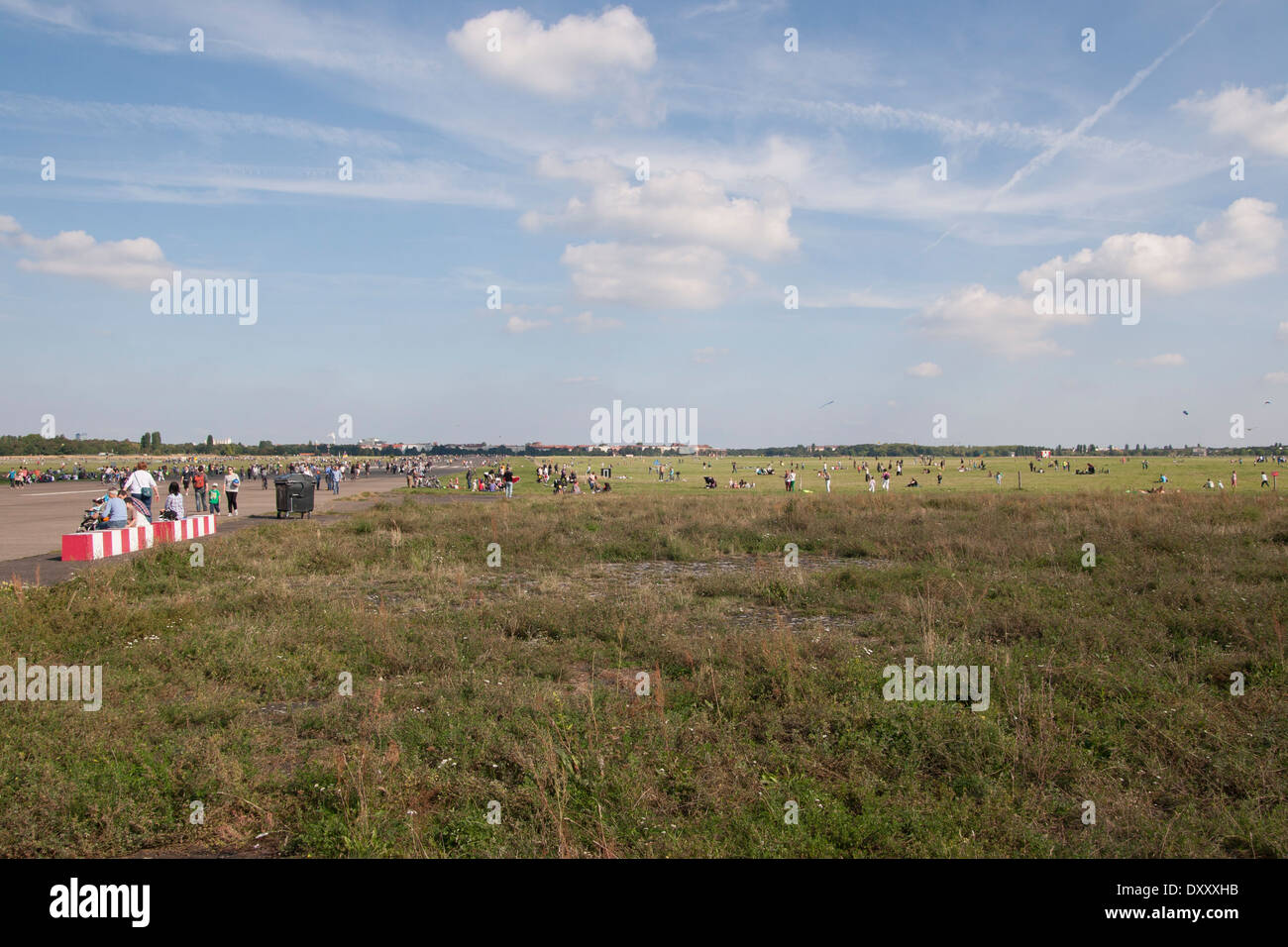 Tempelhof field berlin hi-res stock photography and images - Alamy