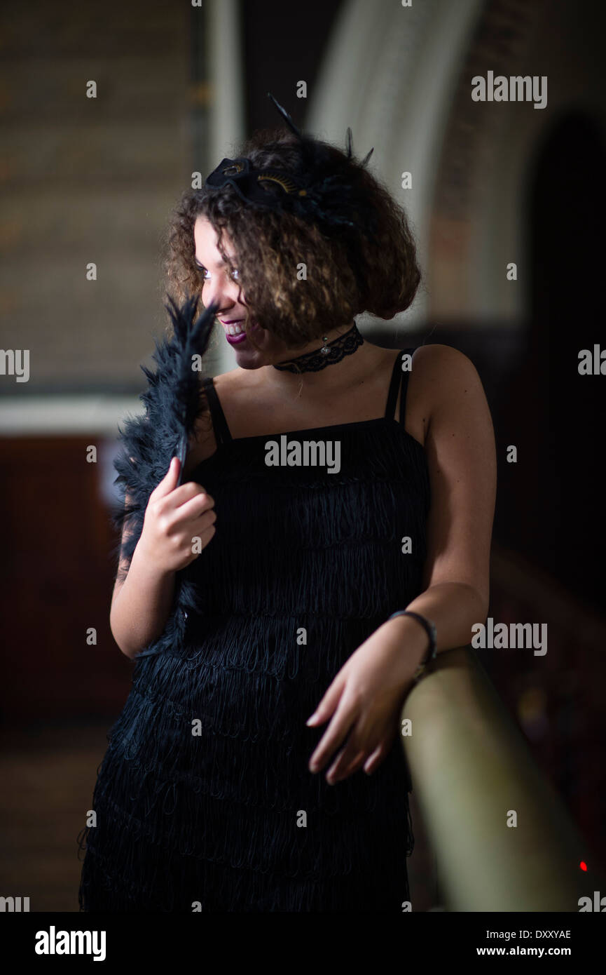 Flapper girls 1920s High Resolution Stock Photography and Images - Alamy