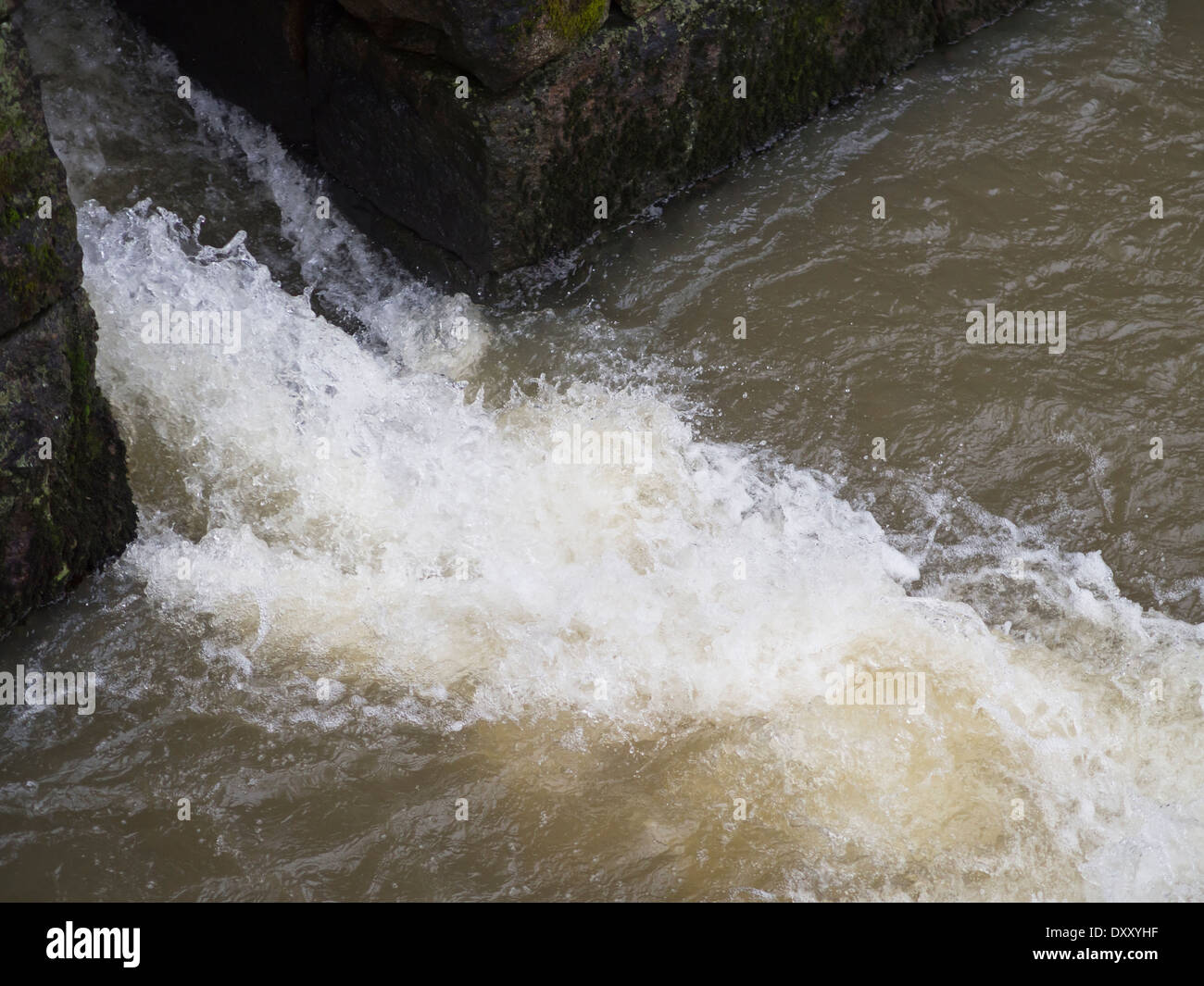 Water rushing closeup hi-res stock photography and images - Alamy