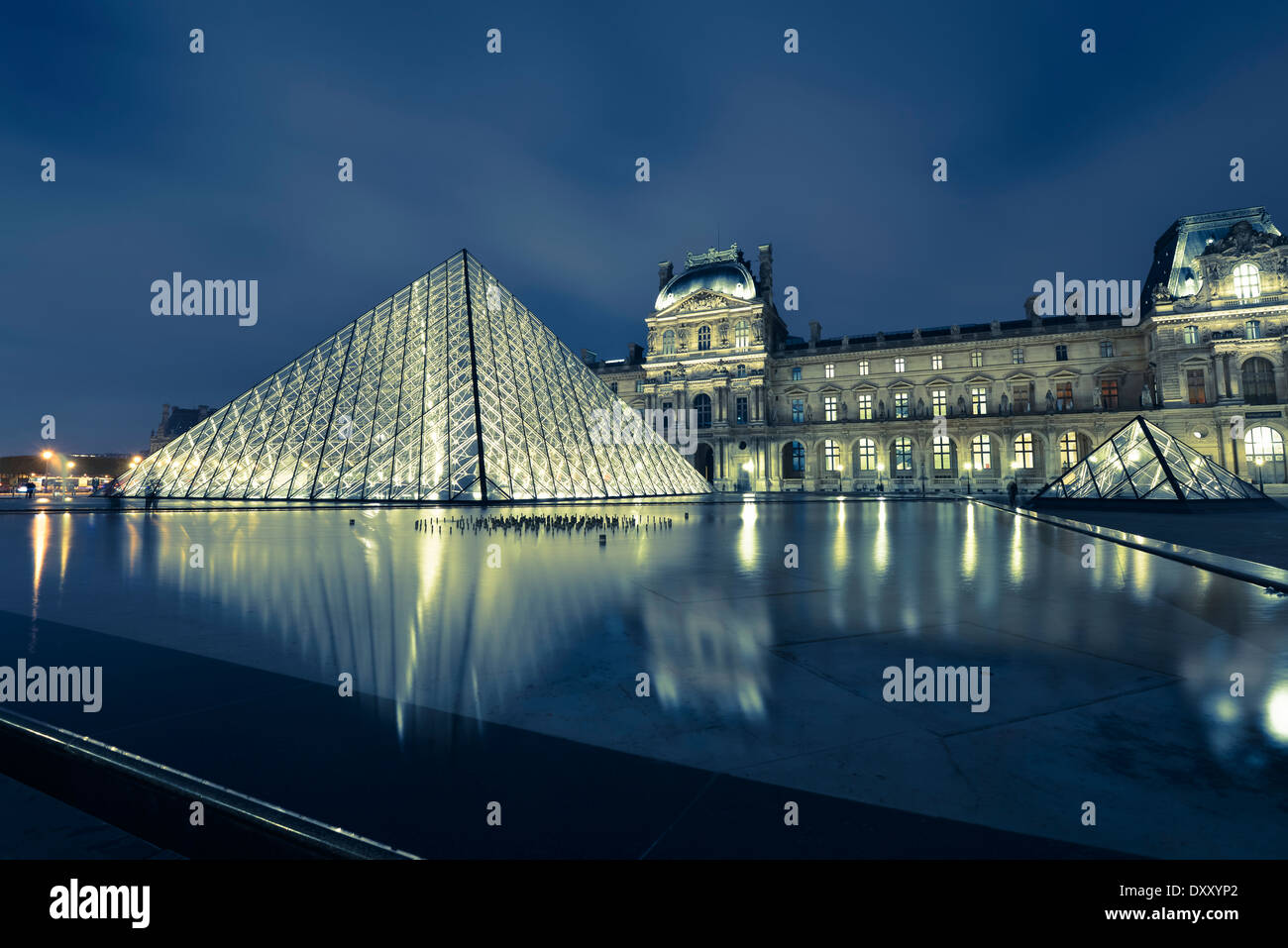 Louvre pyramid structure hi-res stock photography and images - Alamy