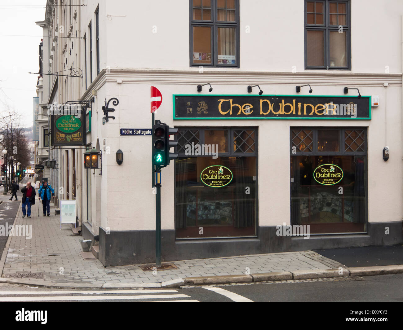 Dubliners hi-res stock photography and images - Alamy