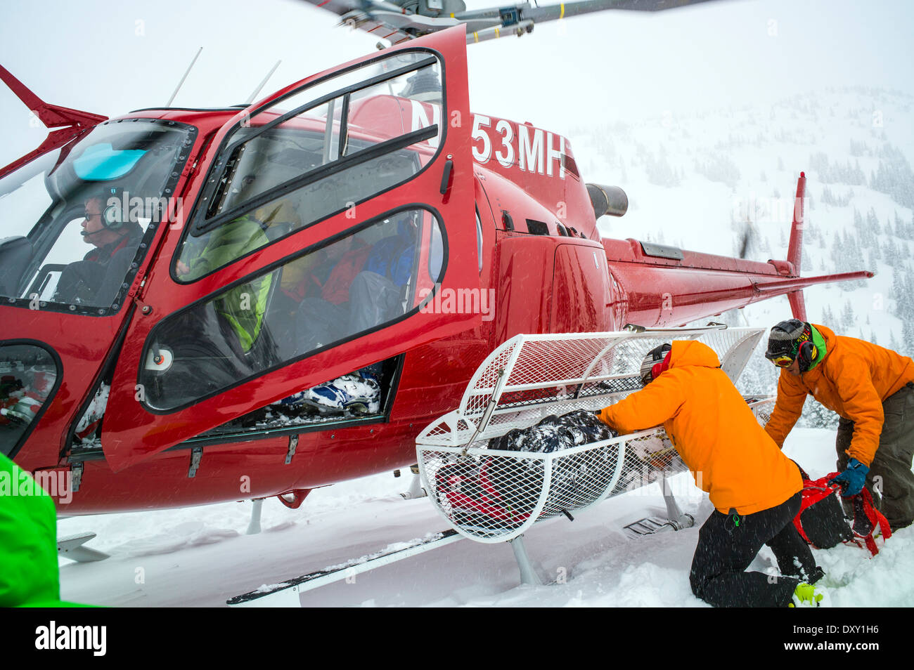 Helicopter landing gear hi-res stock photography and images - Alamy