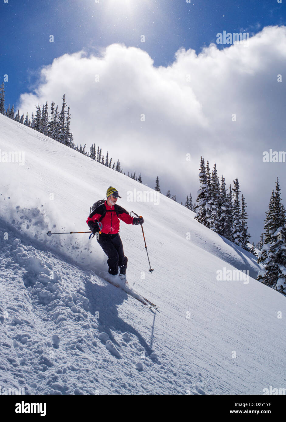 North cascades mountain guides hi-res stock photography and images - Alamy