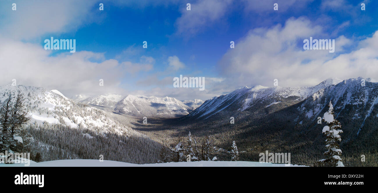 Glaciated landscape hi-res stock photography and images - Alamy