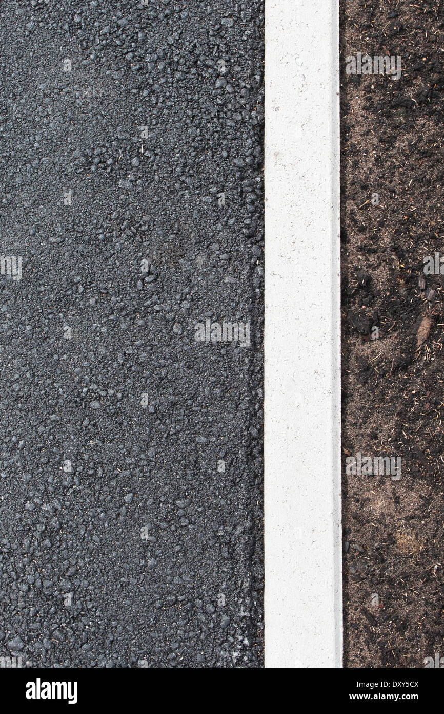 New smooth asphalt road hi-res stock photography and images - Alamy