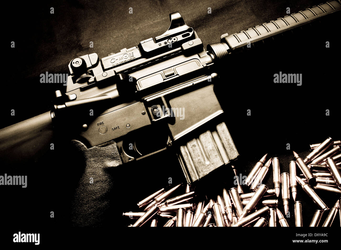 M4 carbine assault rifle hi-res stock photography and images - Alamy