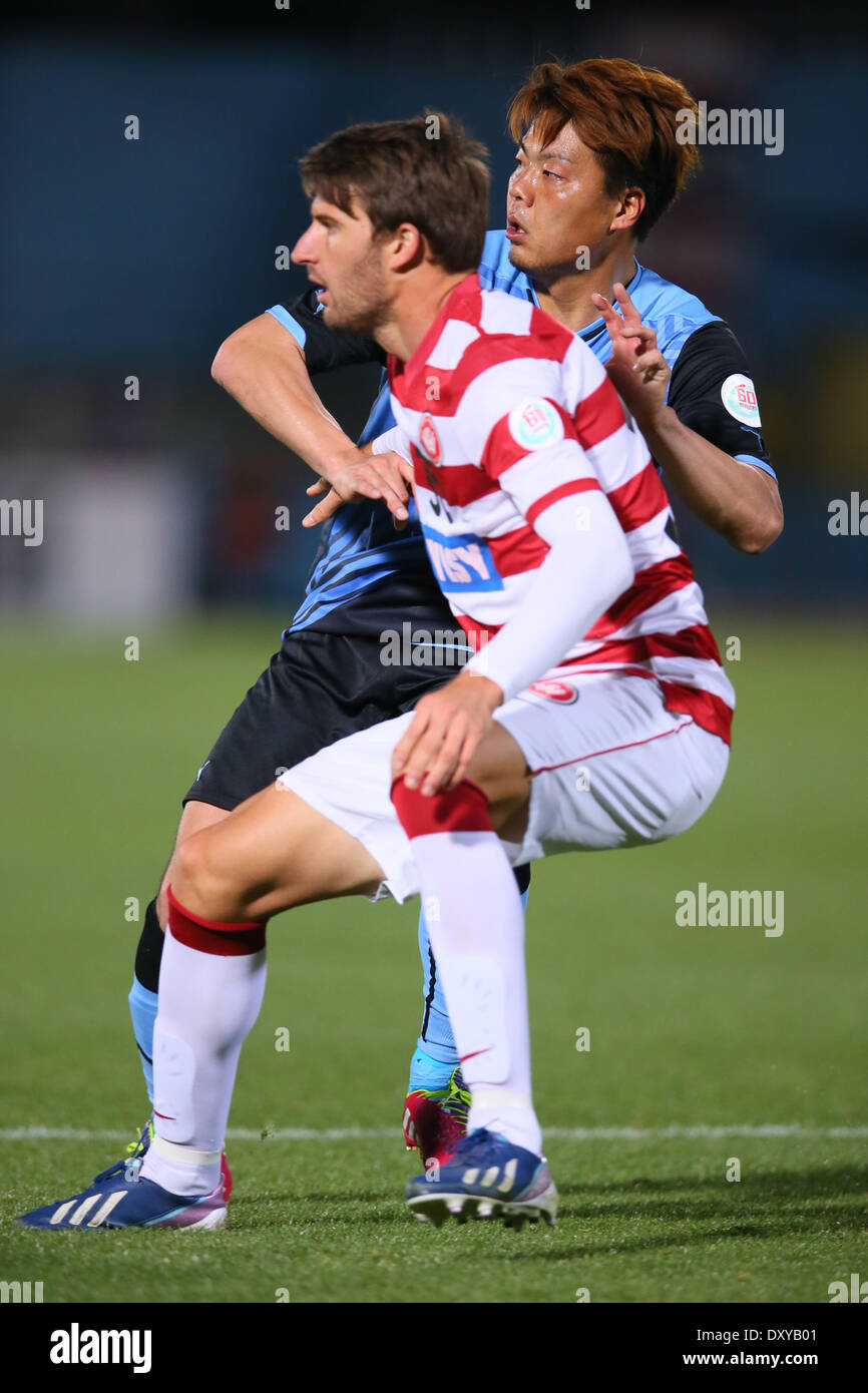 Kawasaki Todoroki Stadium, Kanagawa, Japan. 1st Apr, 2014. Yasuhito ...