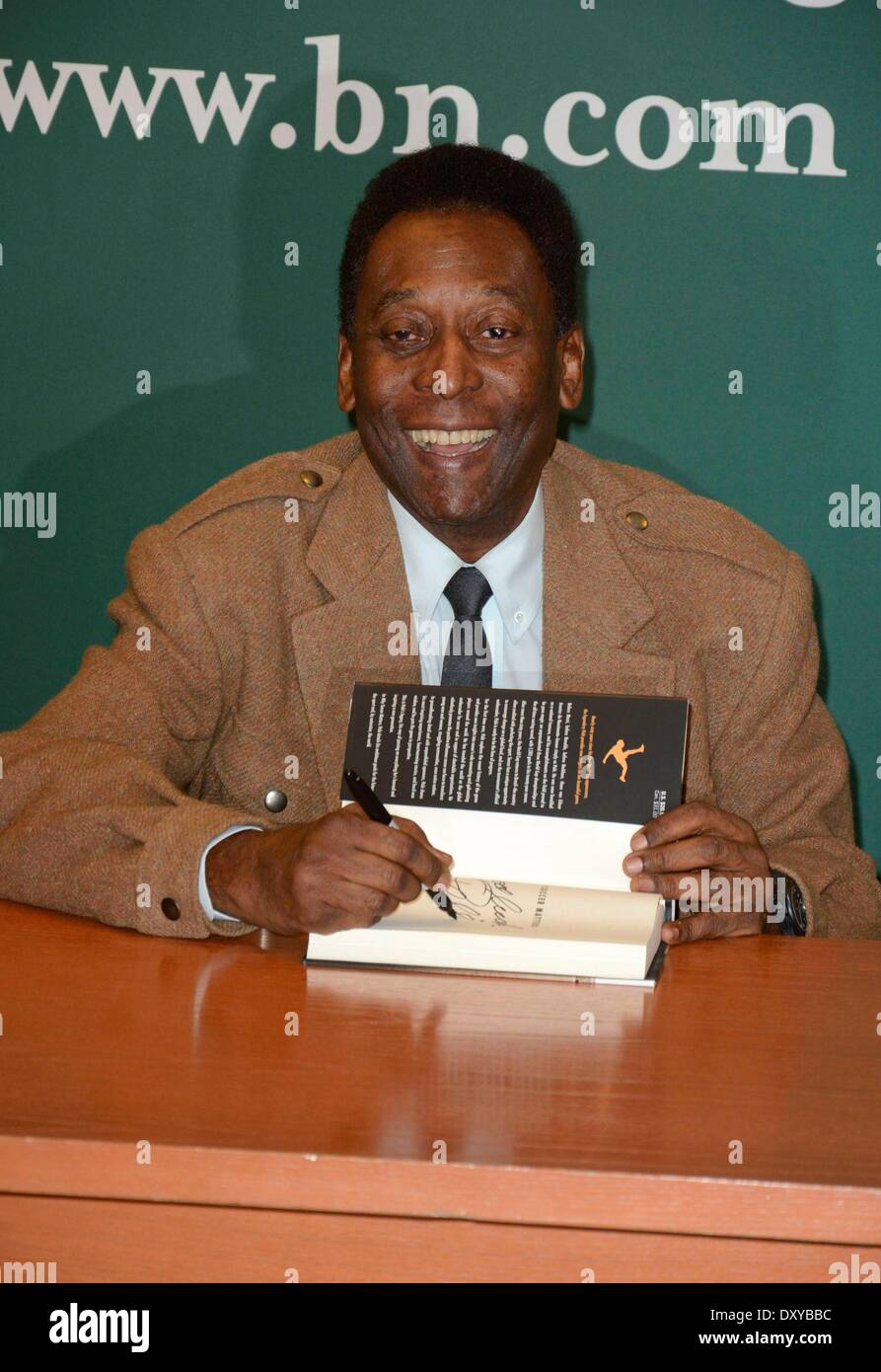 New York, NY, USA. 1st Apr, 2014. Pele at in-store appearance for Pele ...
