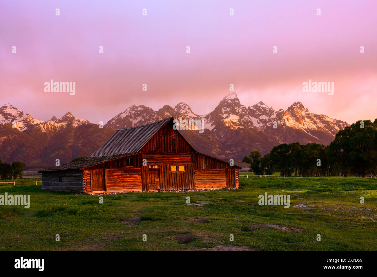 Moulton Barn at sunrise on Mormon Row against the Teton Range Mountains ...