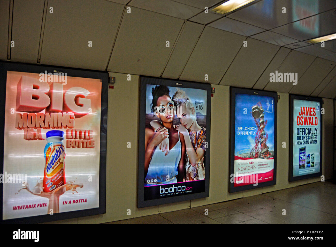 Advertisements at train stations hi-res stock photography and images ...