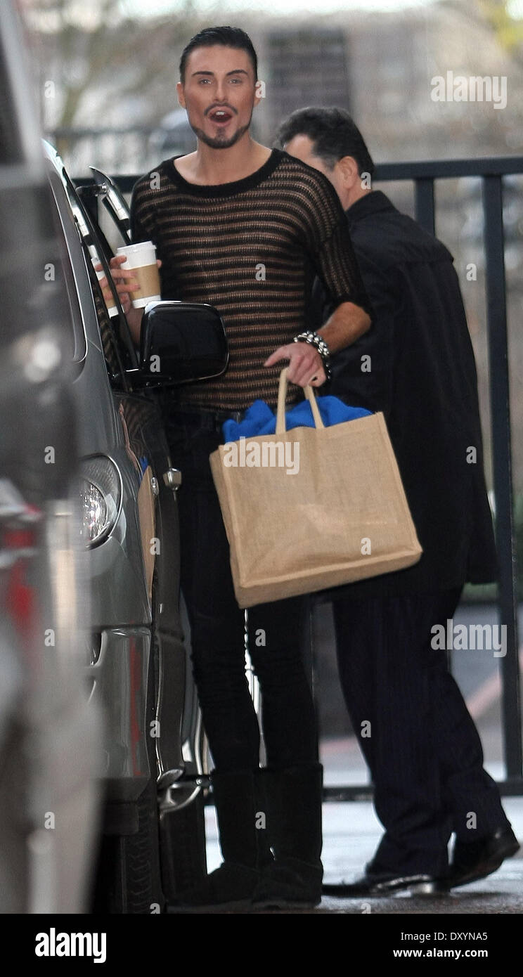 Celebrities outside the ITV studios Stock Photo - Alamy