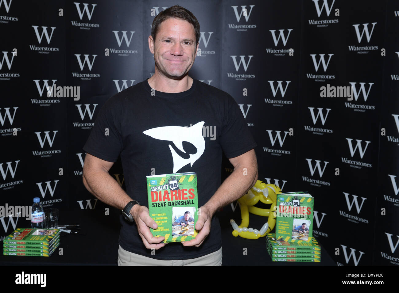 Steve Backshall Deadly High Resolution Stock Photography and Images - Alamy