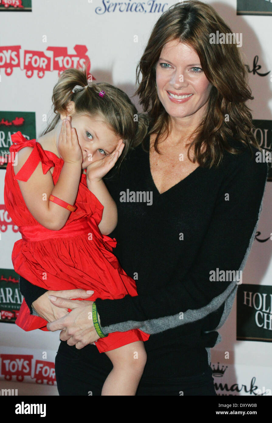 2012 Hollywood Christmas Parade Benefiting Marine Toys For Tots - Show ...