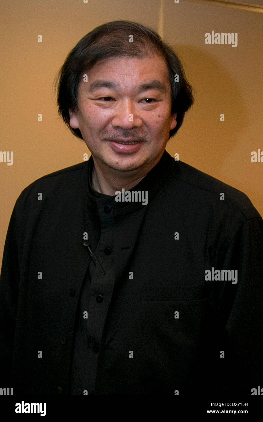 Shigeru ban hi-res stock photography and images - Alamy