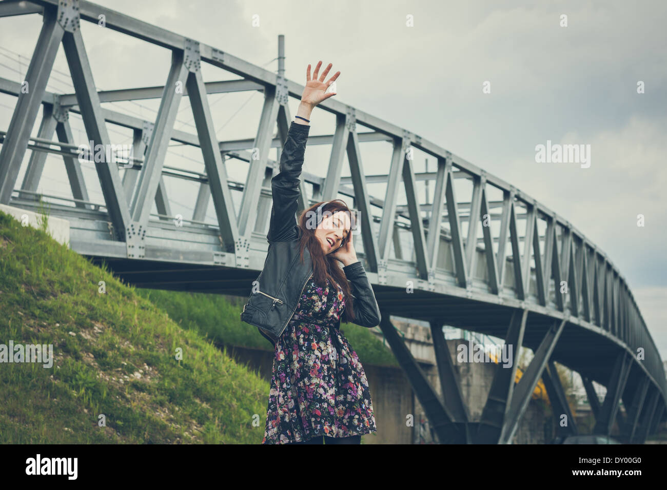 Portrait of a pretty girl in urban scenario Stock Photo - Alamy