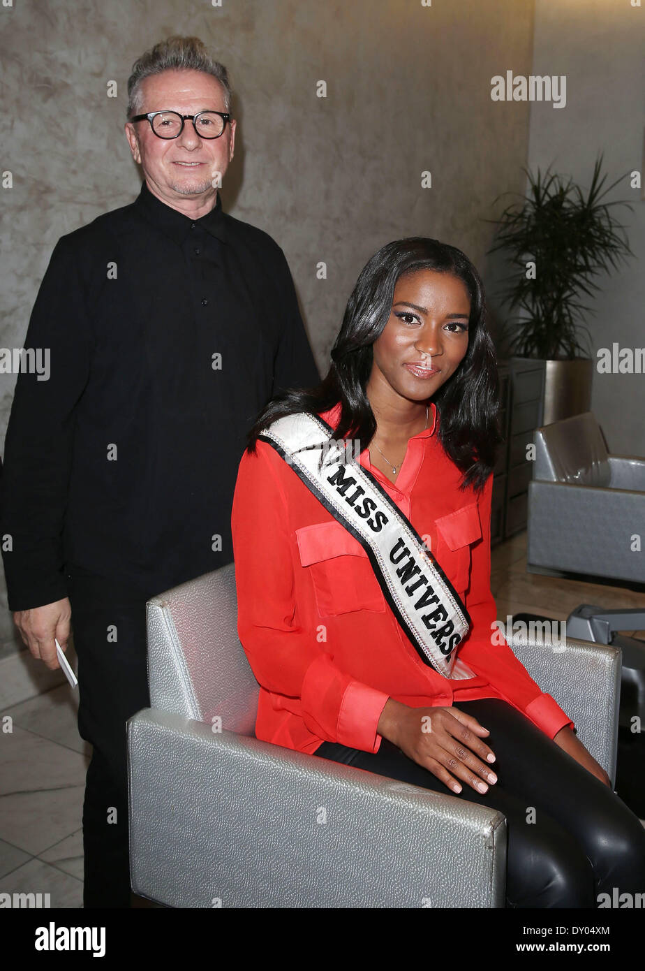 Celebrities visit the "Color Salon by Michael Boychuck" inside Caesars ...