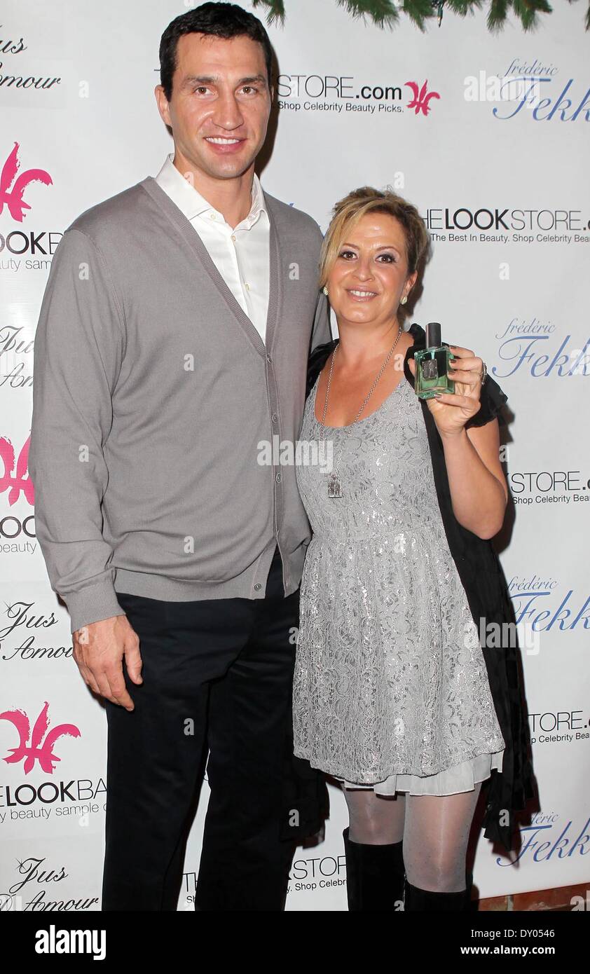 Holiday party introducing 'Jus D'Amour Perfume and The Look Bag' hosted ...