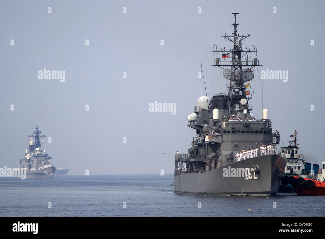 Manila, Philippines. 2nd Apr, 2014. Japanese warships JS Asayuki (DD ...