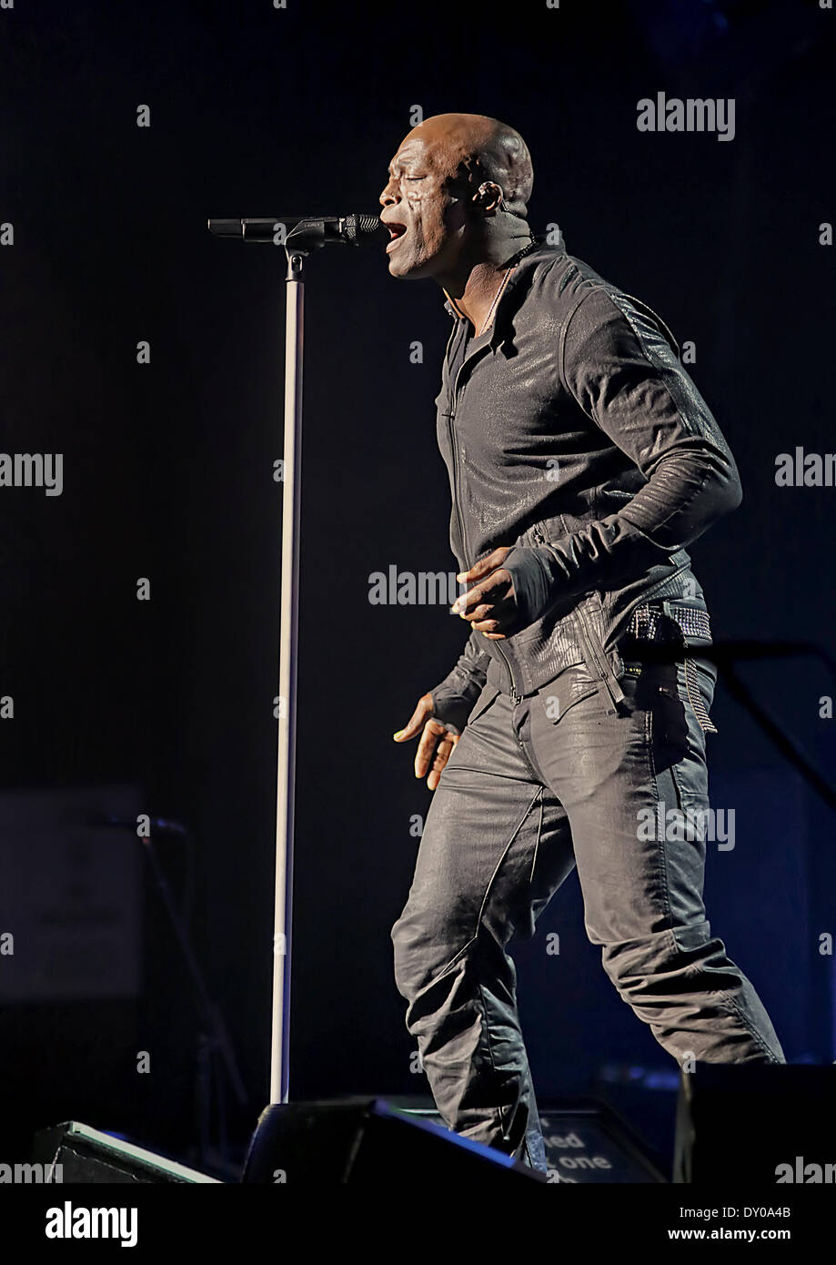 Seal performing live in concert at the Manchester O2 Apollo Featuring ...
