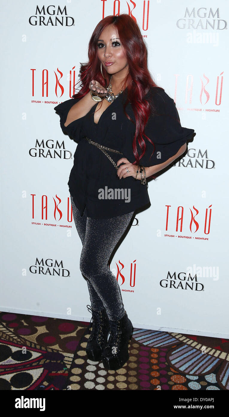 Nicole 'Snooki' Polizzi hosts a post fight party at the Tabu Ultra ...