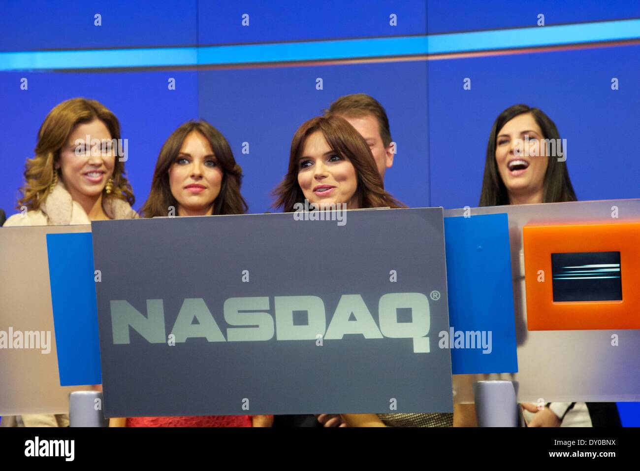 Nasdaq opening bell hi-res stock photography and images - Alamy