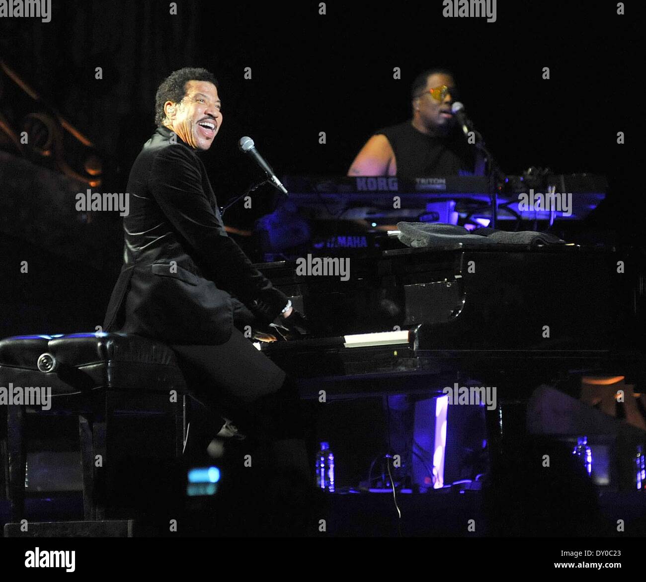 Lionel Richie performing live in concert at the O2 Arena Featuring ...