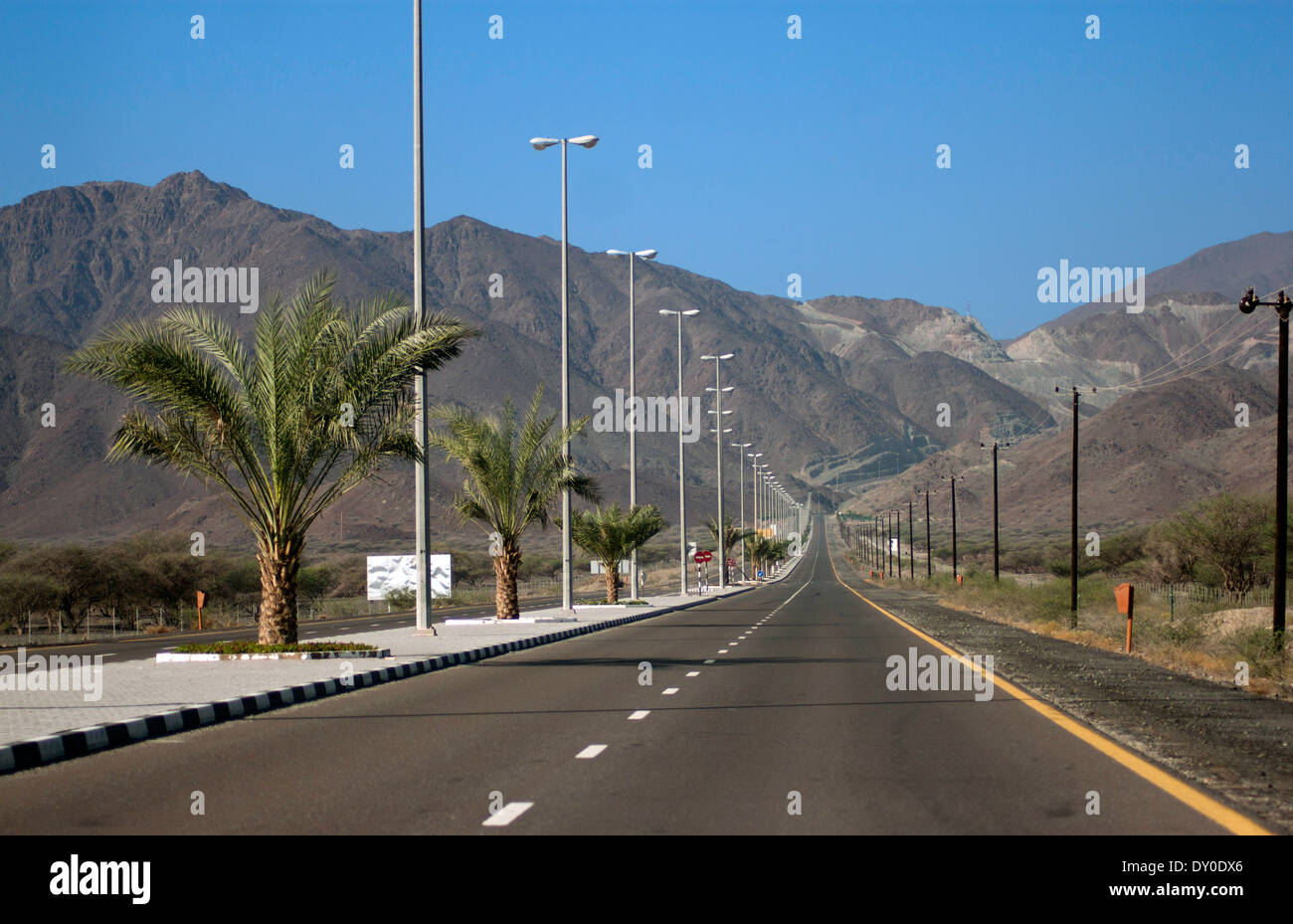 Kalba Fujeirah mountain road in UAE Stock Photo: 68237742 - Alamy