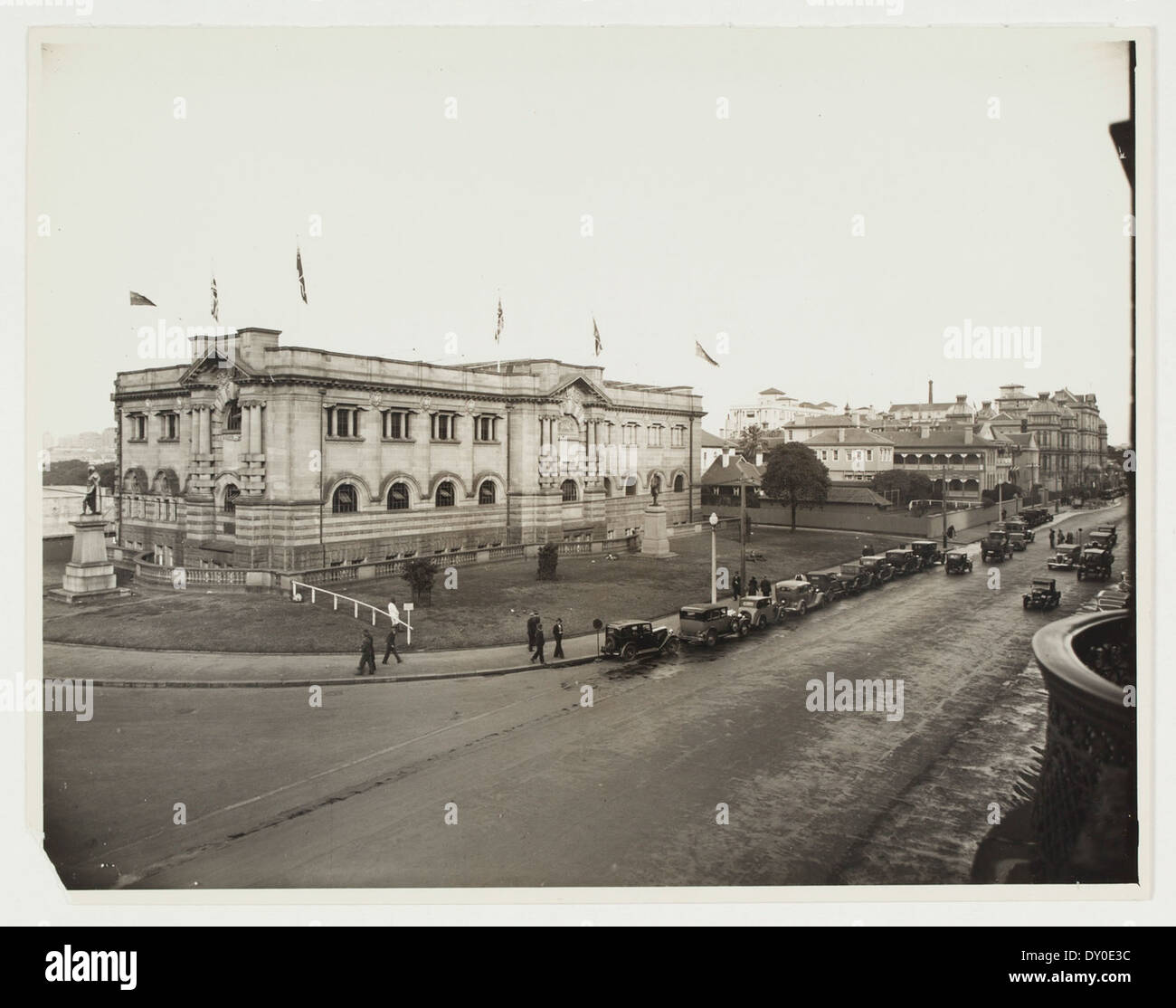 This photograph captures the exterior of the Mitchell Library in 1935 ...