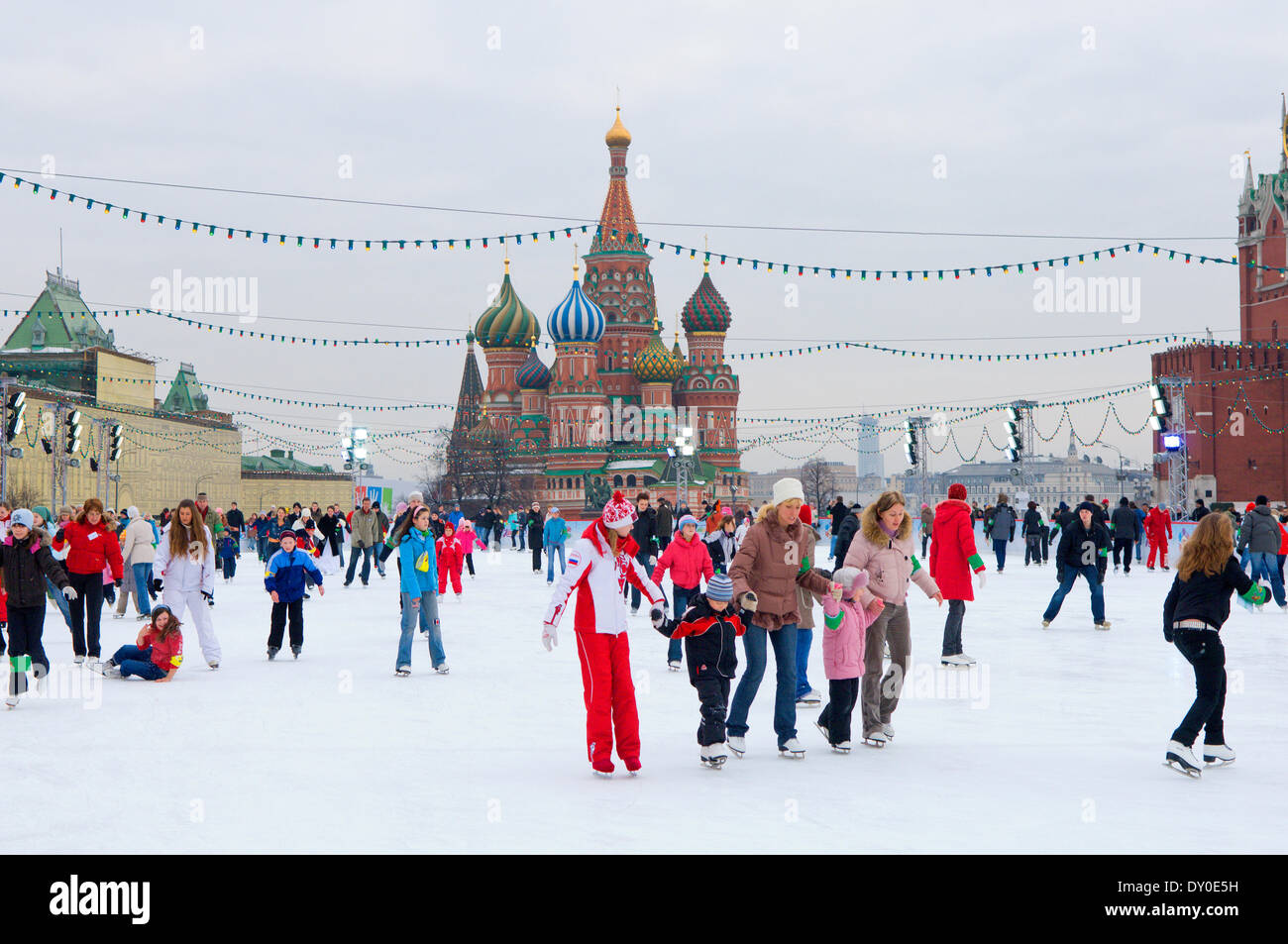 People ice skating in Red Square Stock Photo - Alamy