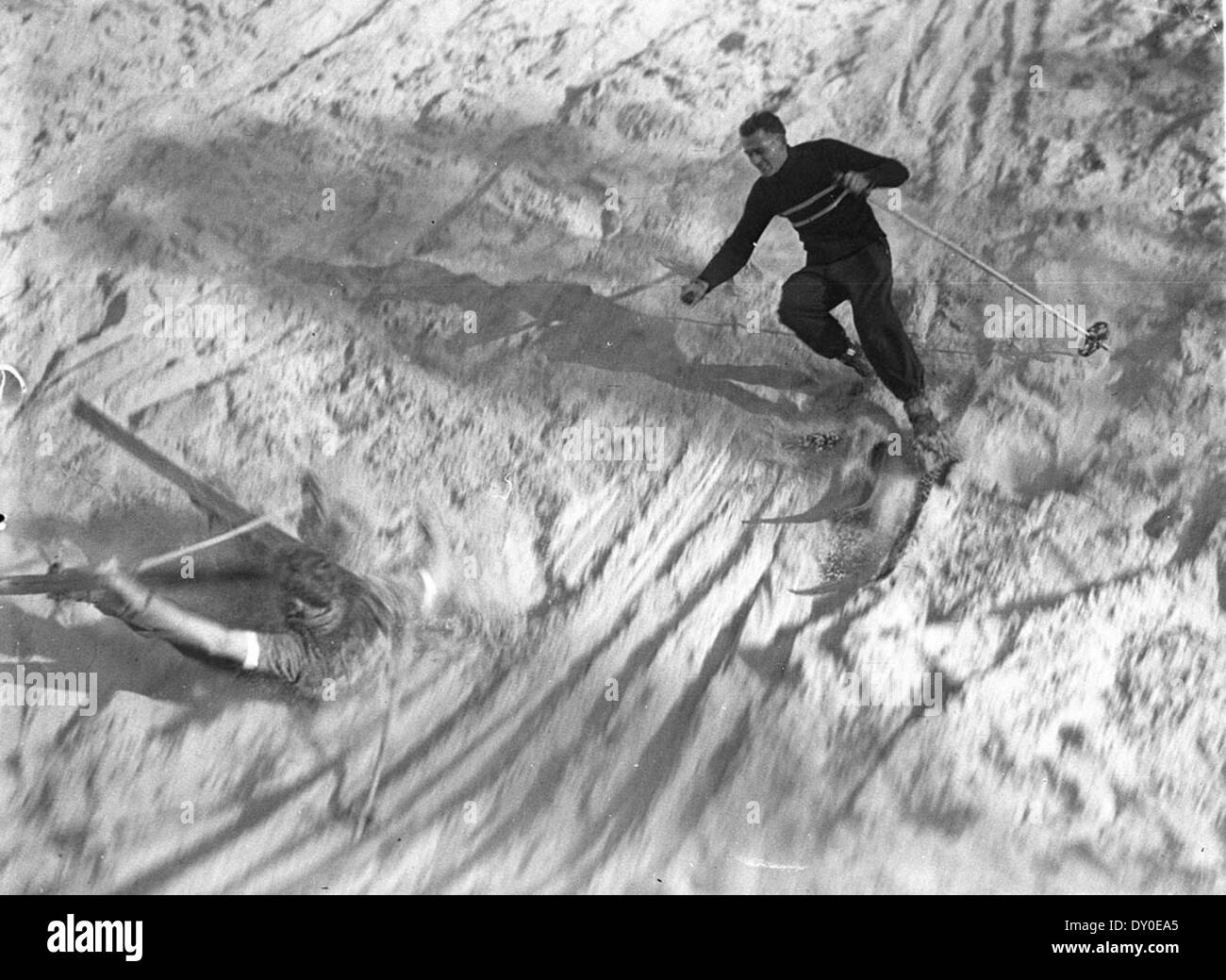 Skiing, 7 July 1934 / photographer Sam Hood Stock Photo - Alamy