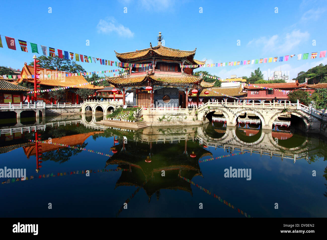 Beautiful kunming hi-res stock photography and images - Alamy