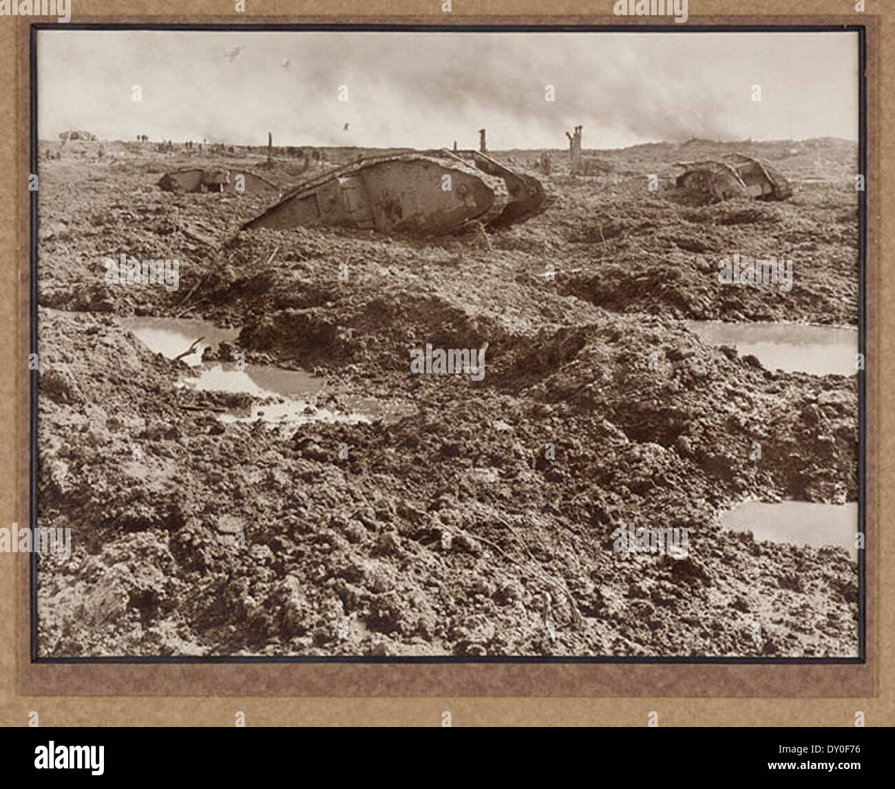 Wwi tank mud hi-res stock photography and images - Alamy