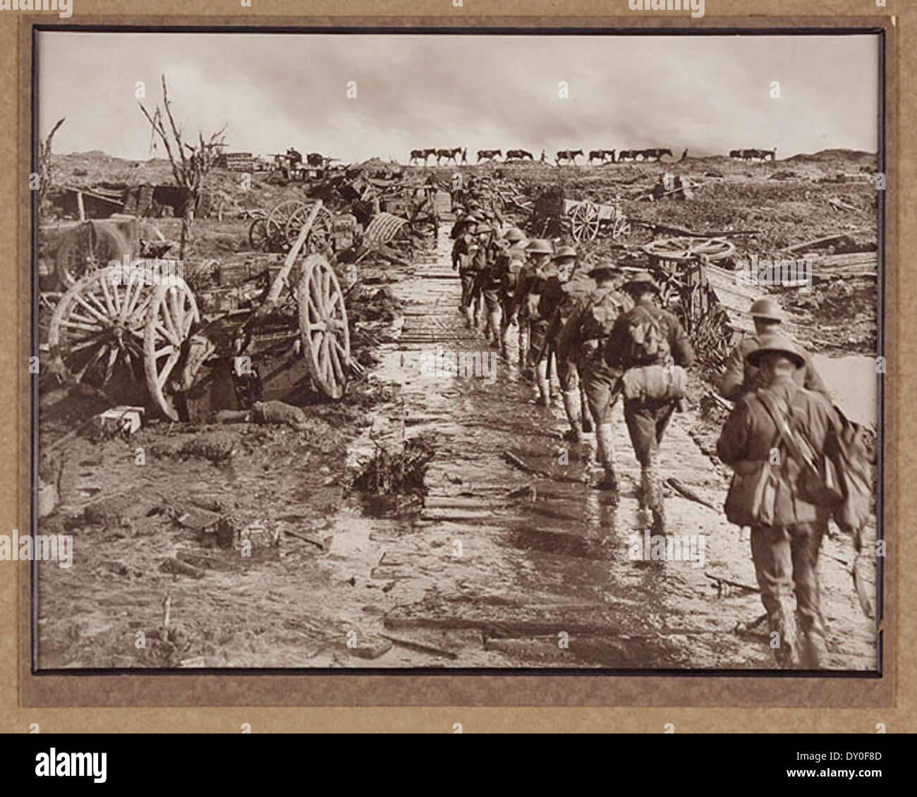 Front line infantry hi-res stock photography and images - Alamy