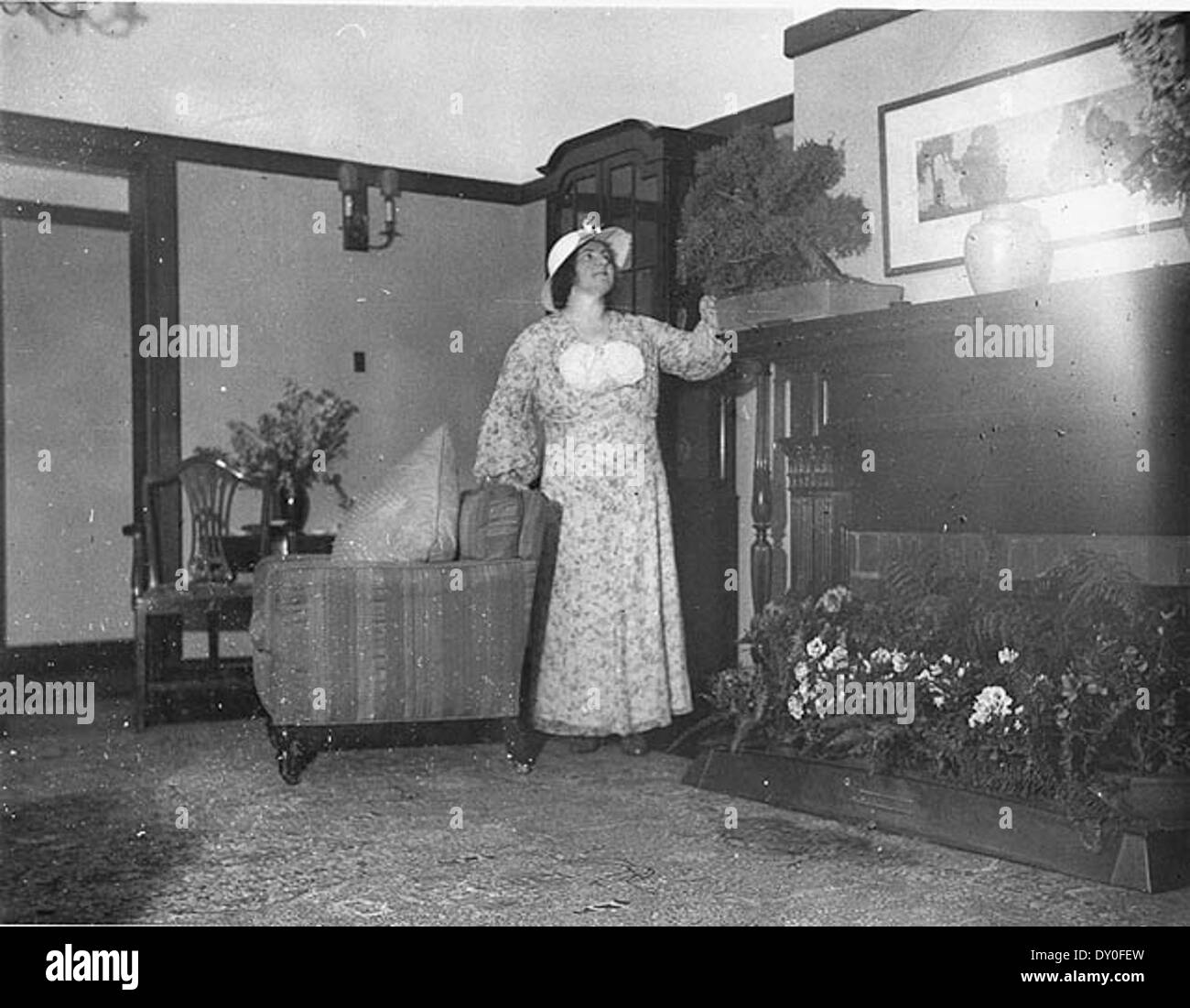 Enid Lyons, the first female member of the Australian Federal ...