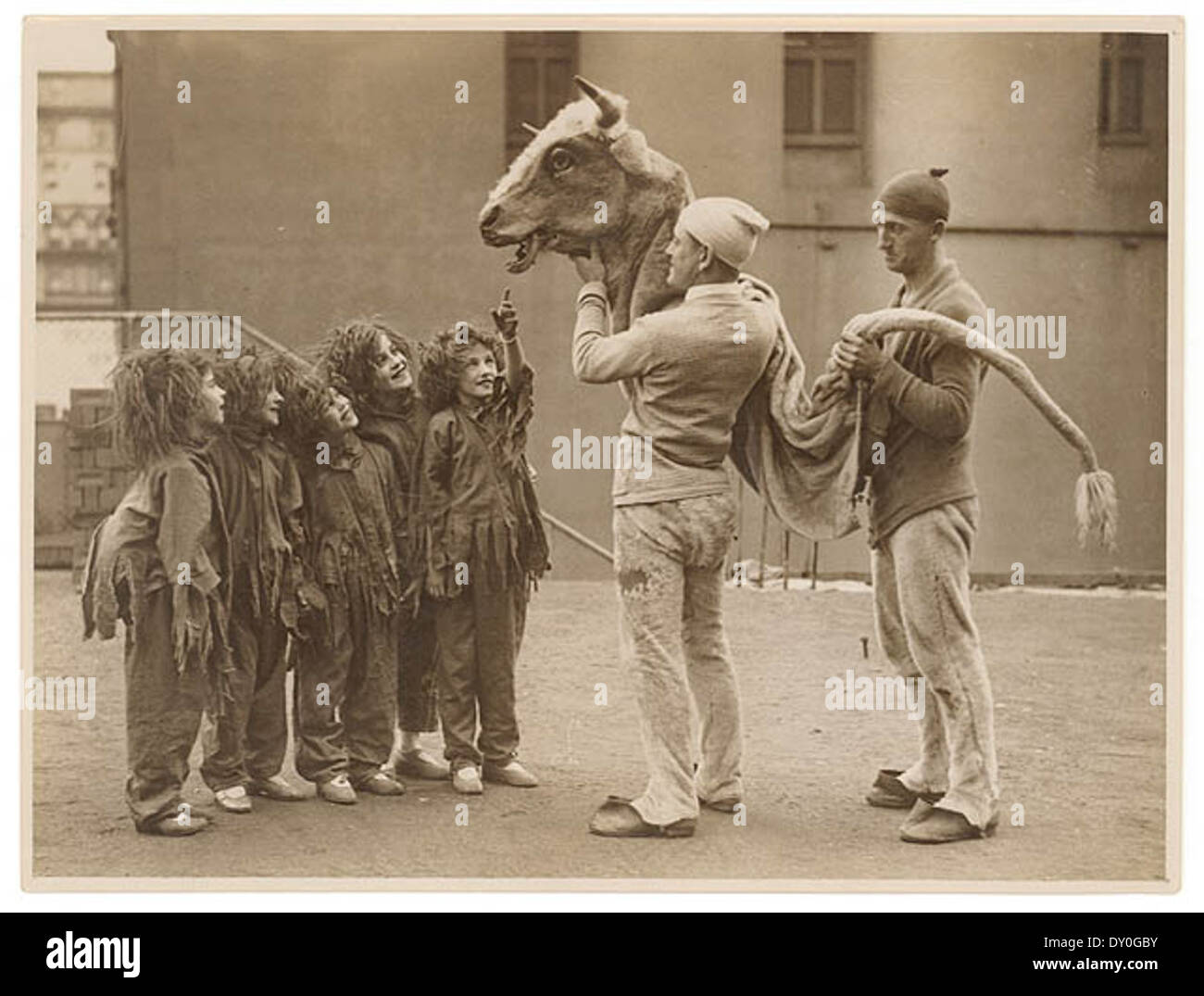 This photograph by Sam Hood features child performers from the 1920s to ...
