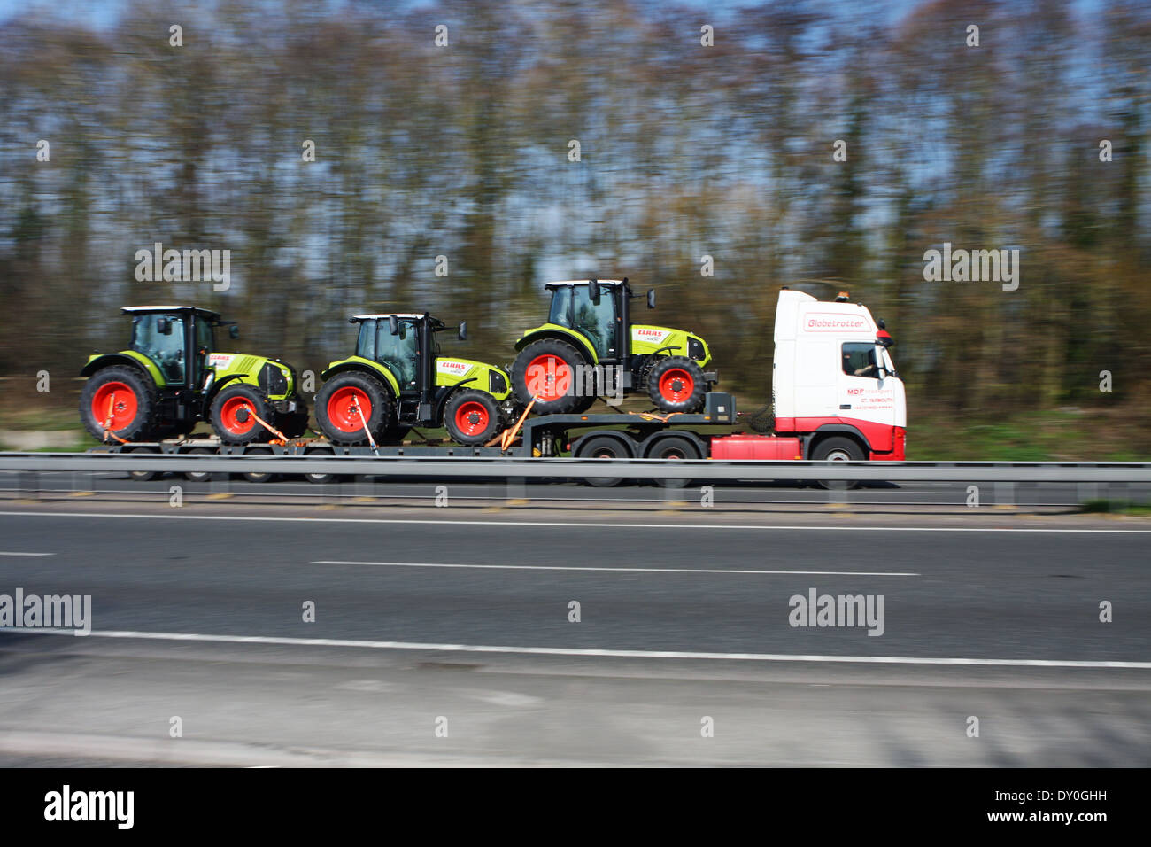 Lorry articulated low loader trailer hi-res stock photography and ...