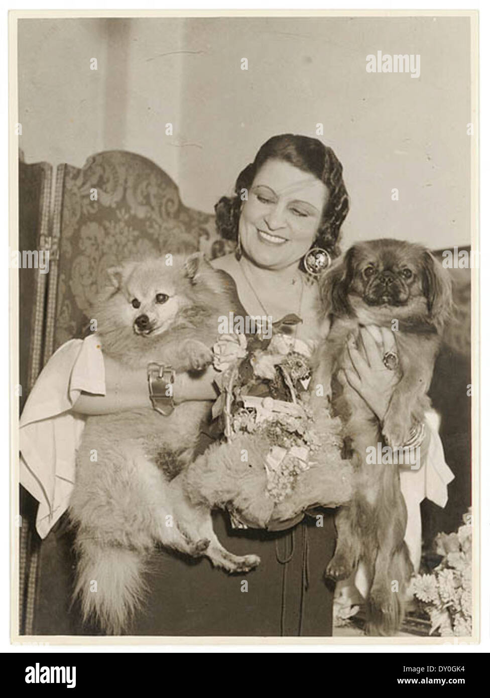 This vintage photograph shows Australian singer Gladys Moncrieff on her ...