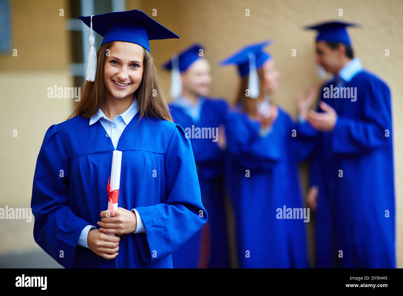 Group graduation students smiling talking hi-res stock photography and ...
