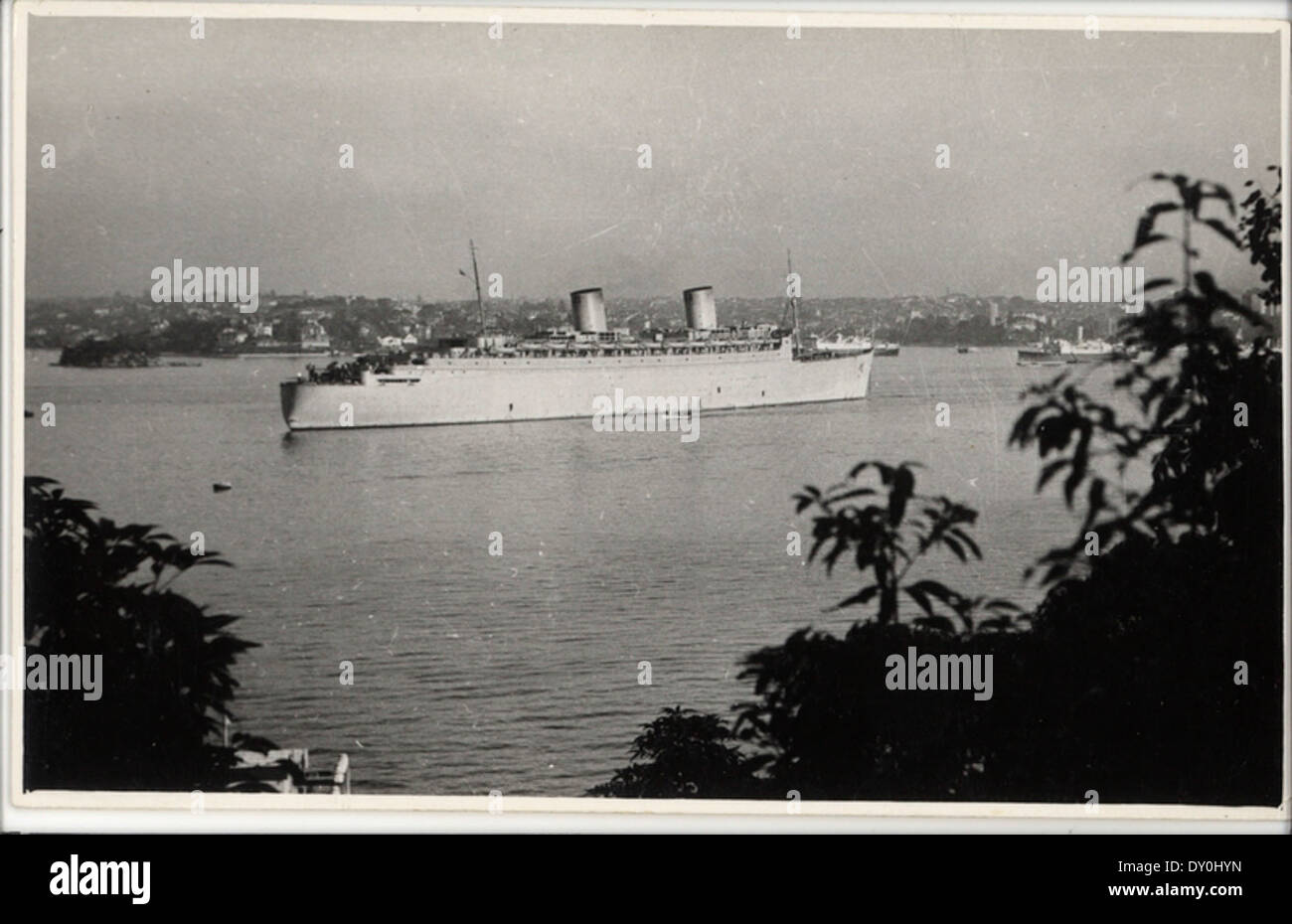 Rms queen elizabeth ship 1940 hi-res stock photography and images - Alamy