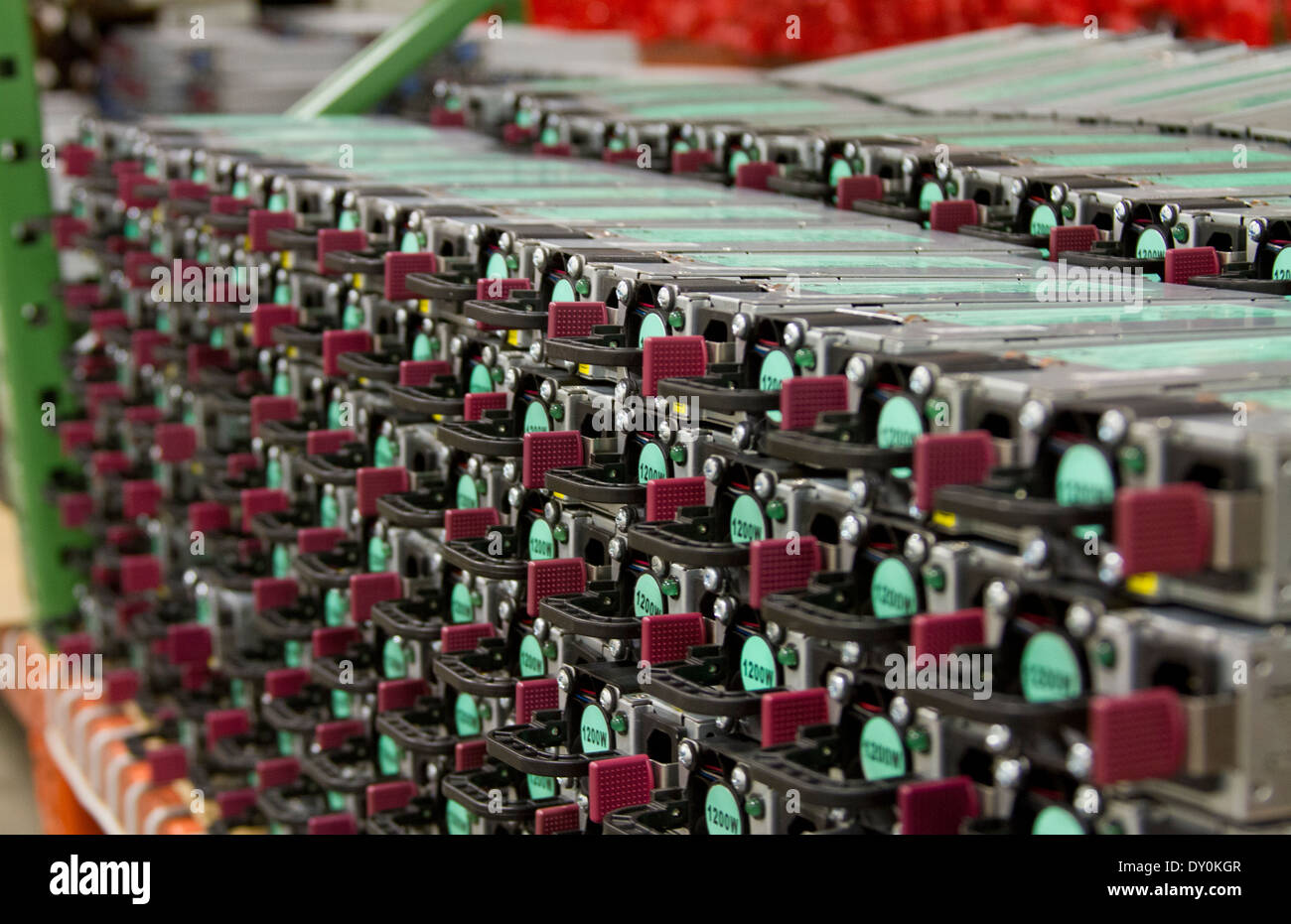 Computer hardrives hi-res stock photography and images - Alamy