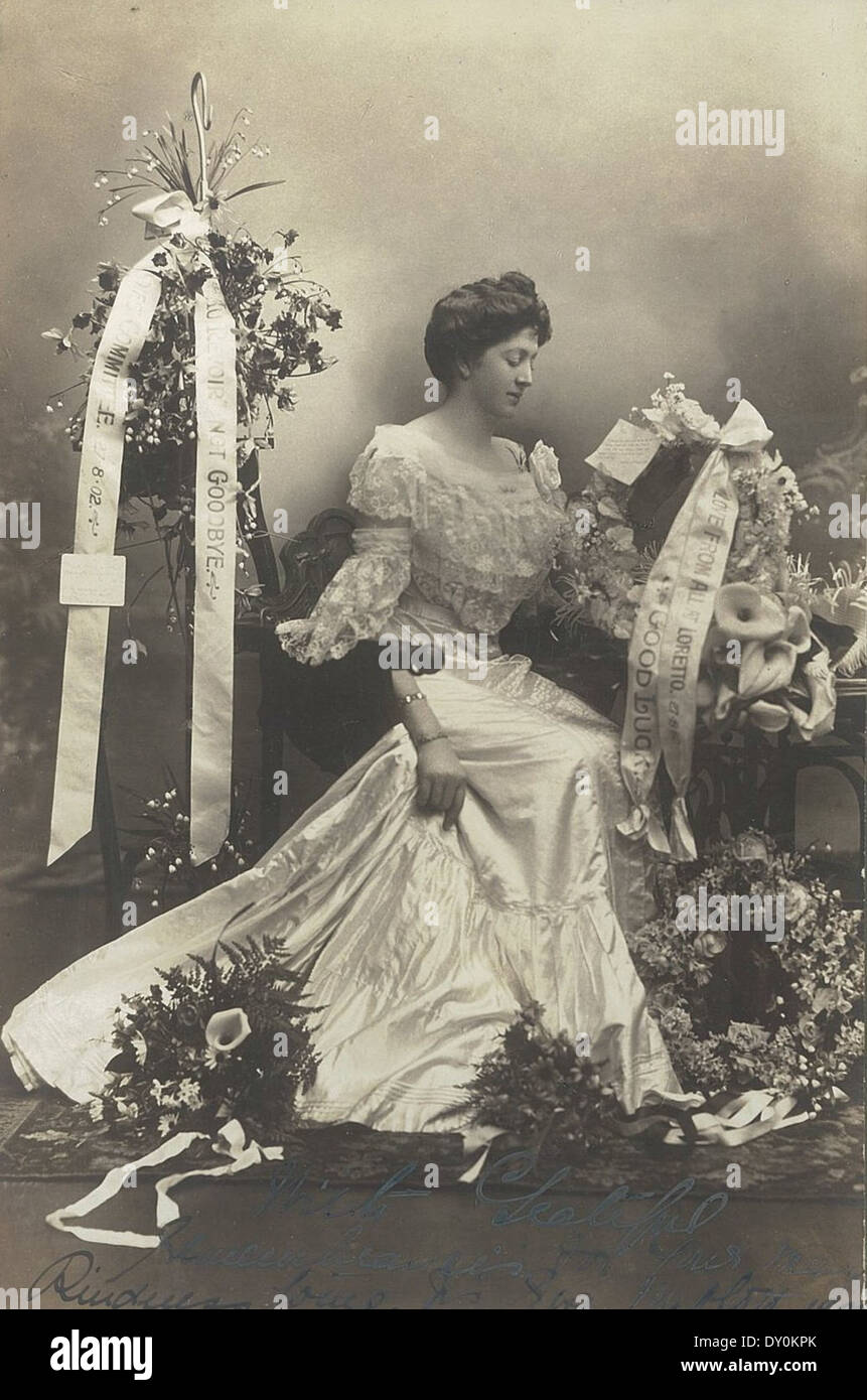 Eva Mylott, a renowned opera singer and the paternal grandmother of ...