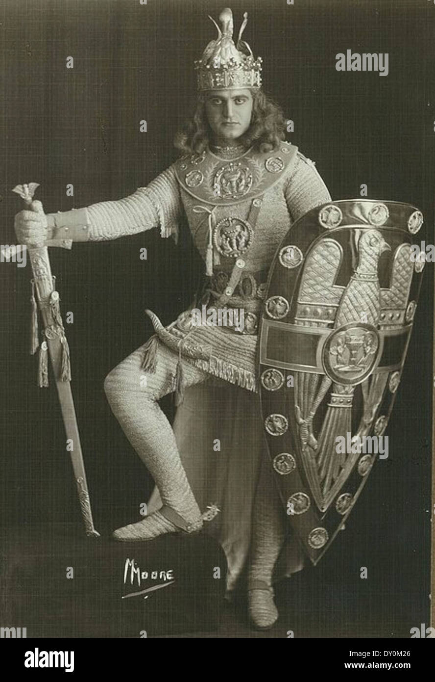 Lohengrin opera hi-res stock photography and images - Alamy