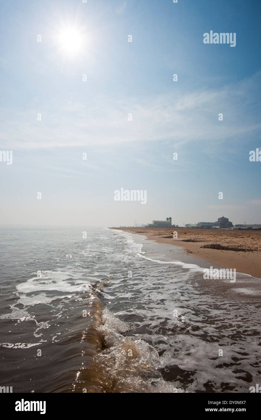 Great Yarmouth beach sea sand beach Stock Photo - Alamy