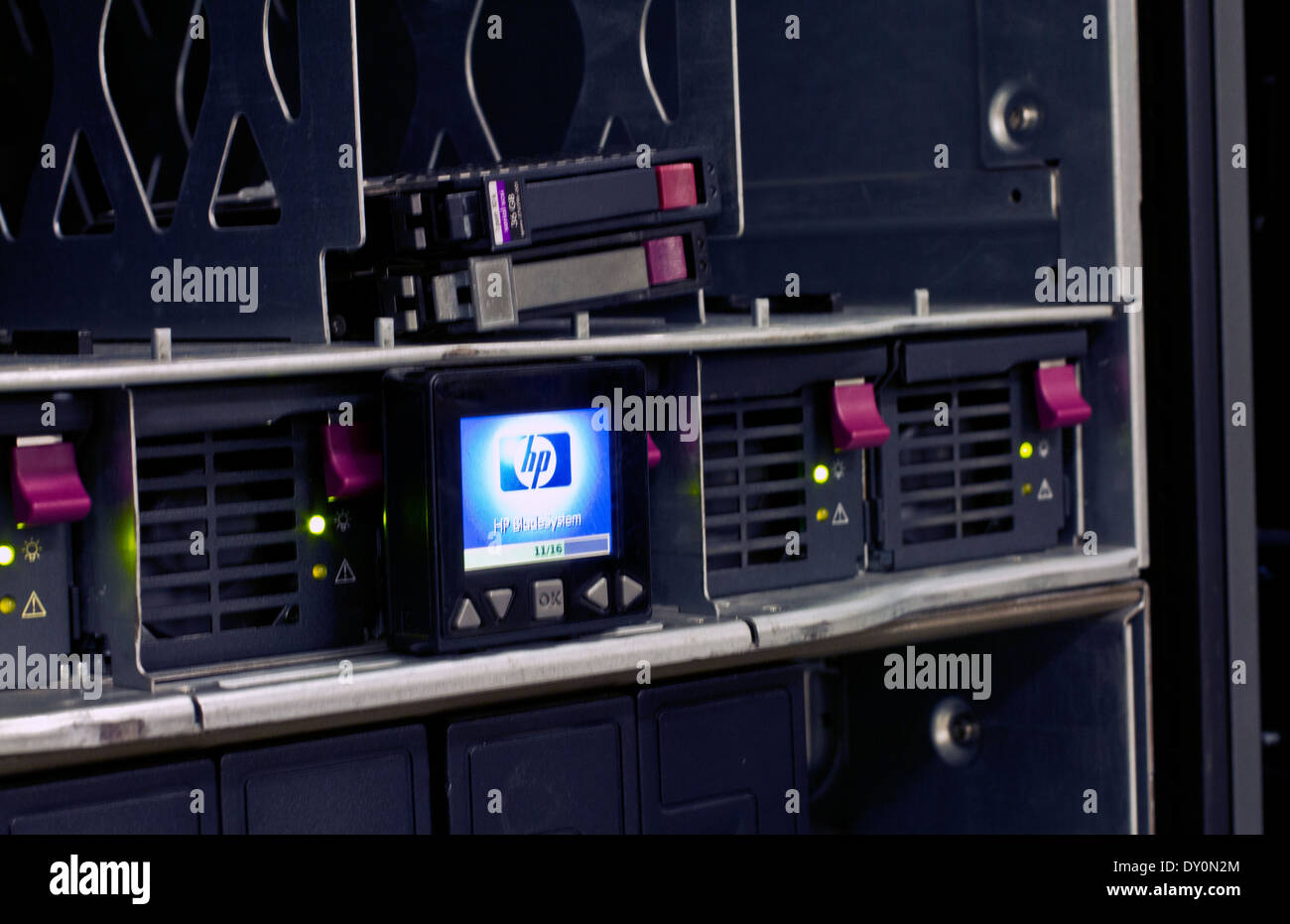 Hp server hi-res stock photography and images - Alamy