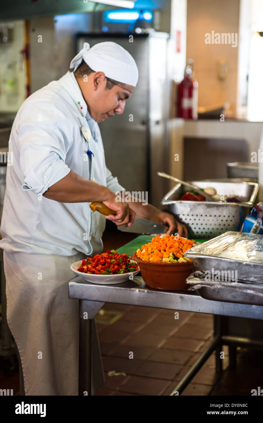 Maya cooking hi-res stock photography and images - Alamy