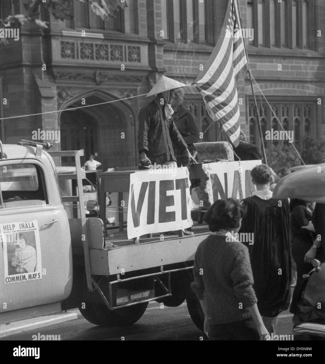 The University of Sydney’s Commemoration Day procession on May 5, 1965 ...