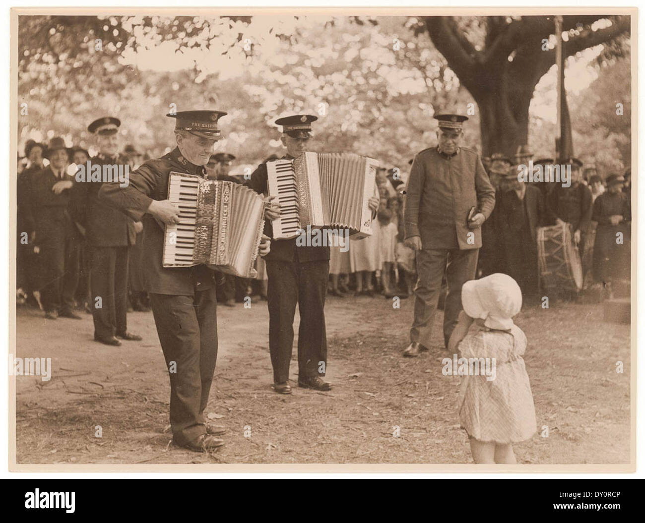 Vintage salvation army hi-res stock photography and images - Alamy