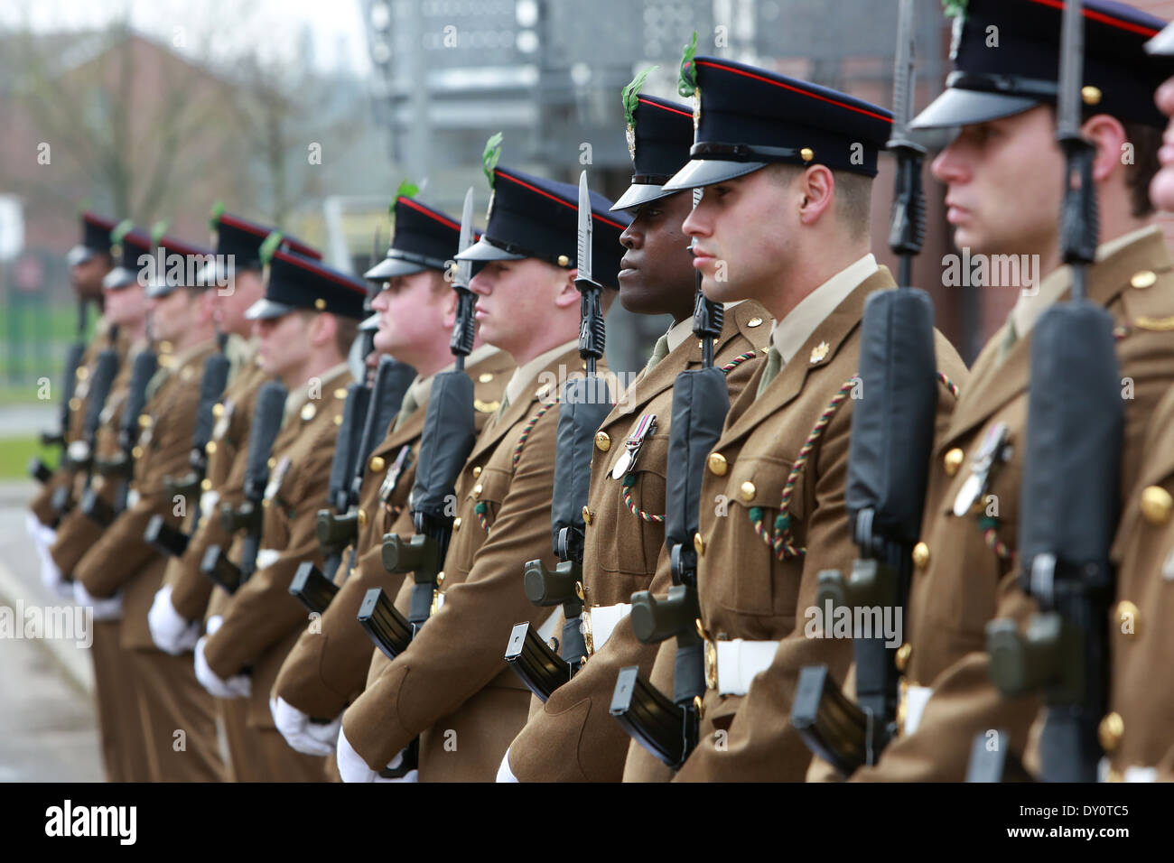 Soldiers from the British Army's 2 Mercian Regiment awaits the arrival ...