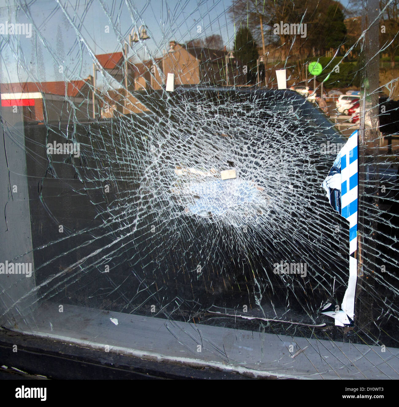 Crazed glass hi-res stock photography and images - Alamy