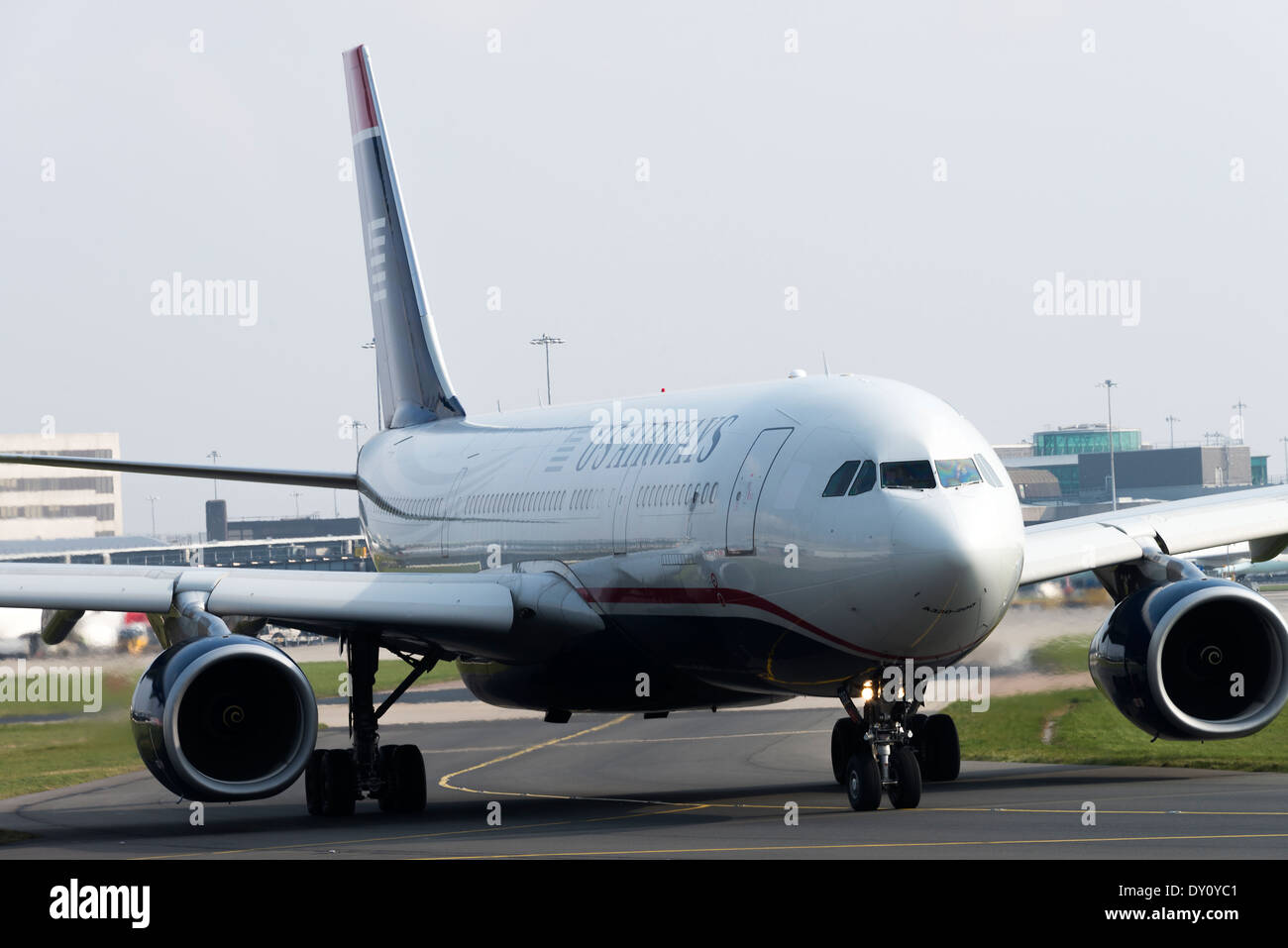 US Airways Airbus A330-243 Airliner N282AY Taxiing for Departure at ...